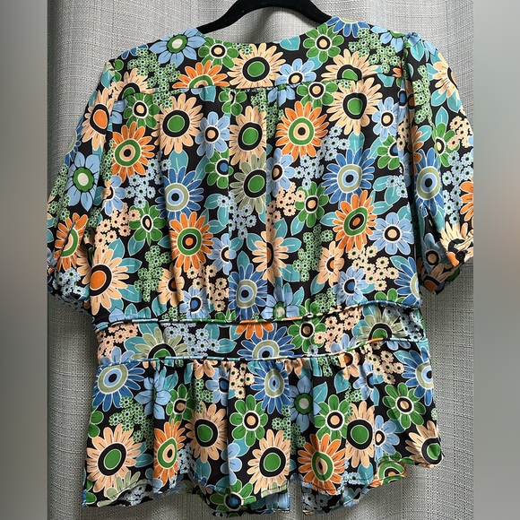 CAbi | Tops | Cabi Happy Top | Poshmark